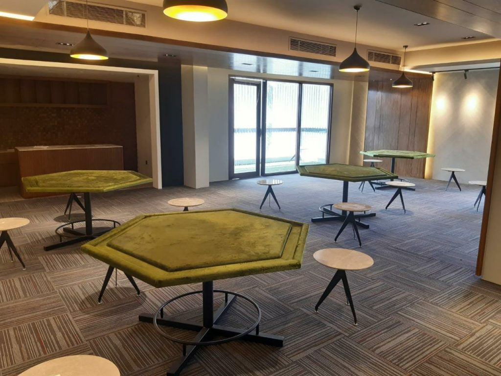 INTERIOR FIT-OUT PROJECTS Signature11